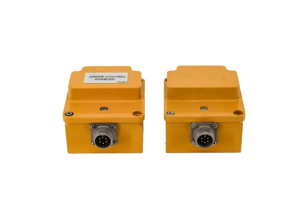 Cat Accugrade GPS Grader MC Kit w/ CB460, Dual MS995 &, Vancouver ...