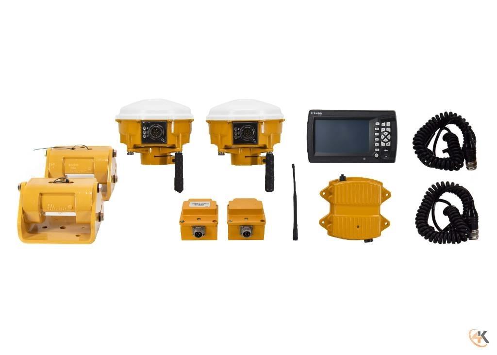 Cat Accugrade GPS Grader MC Kit w/ CB460, Dual MS995 &, Vancouver ...